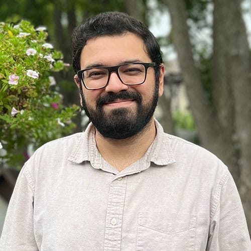 Dr Shiv Issar co-authors book chapter The Sage Handbook of Digital ...